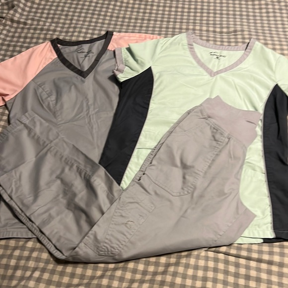 Uniform Advantage | Other | Uniform Advantage Scrub Set Bundle | Poshmark